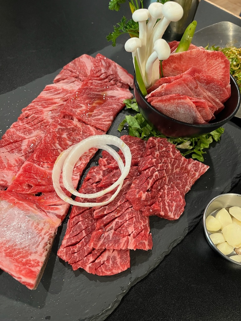 【溫哥華美食】Toe Dam Korean Fusion BBQ｜人氣韓燒排隊店 - SnowRoad