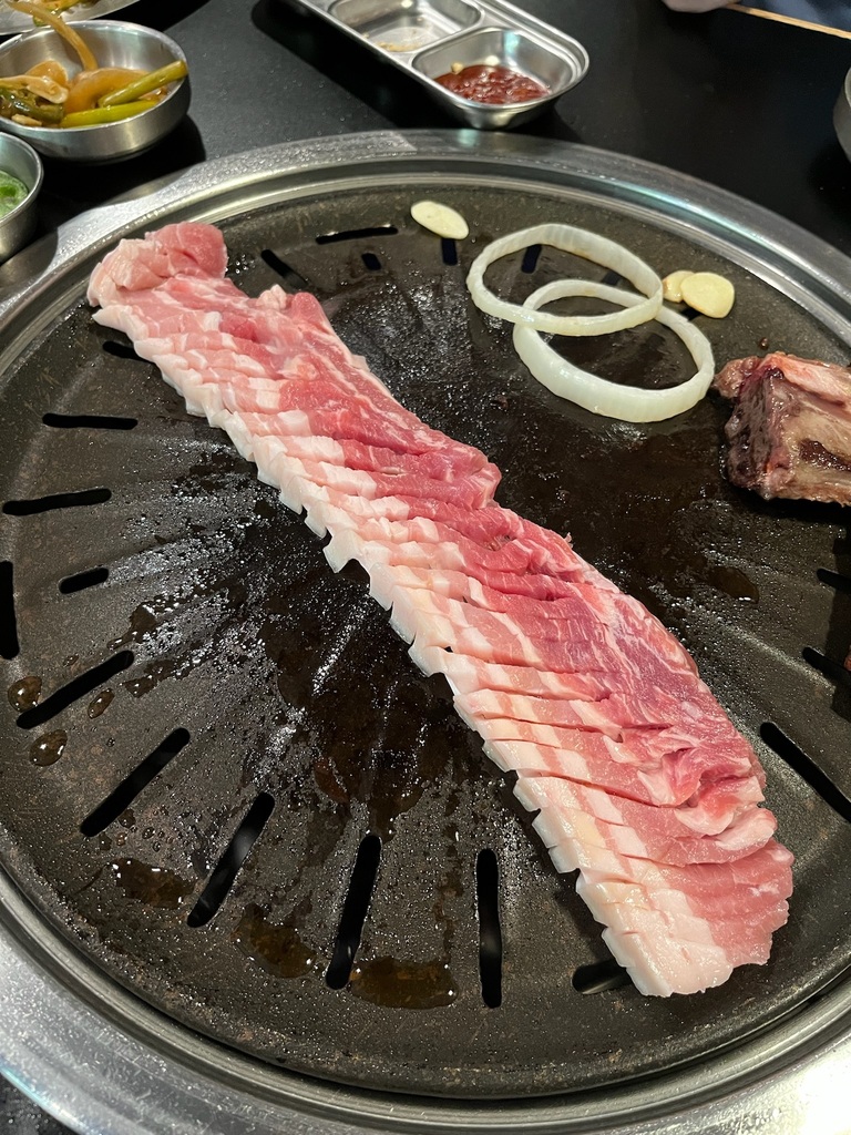 【溫哥華美食】Toe Dam Korean Fusion BBQ｜人氣韓燒排隊店 - SnowRoad